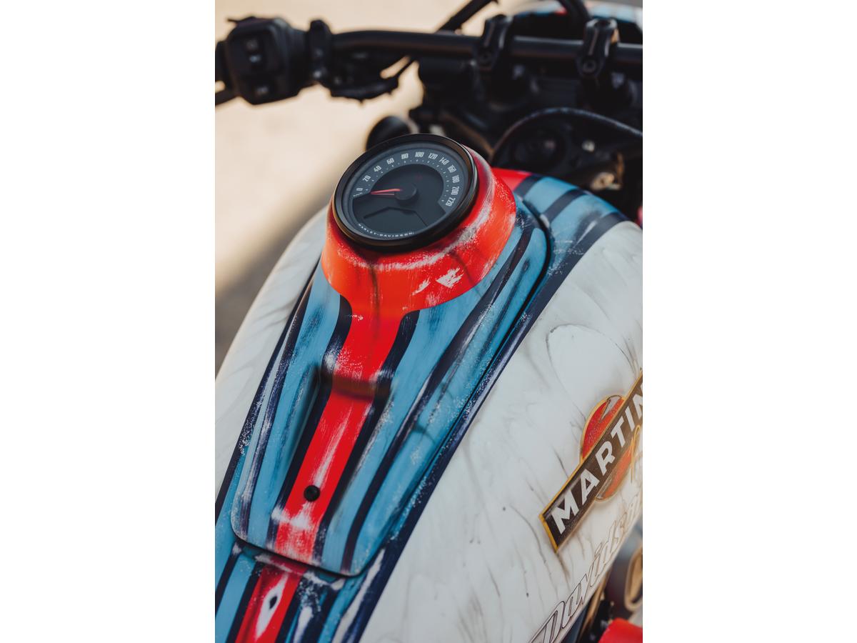 Custom Chrome Europe | Speedo Relocation Dash Cover for Nightster ...